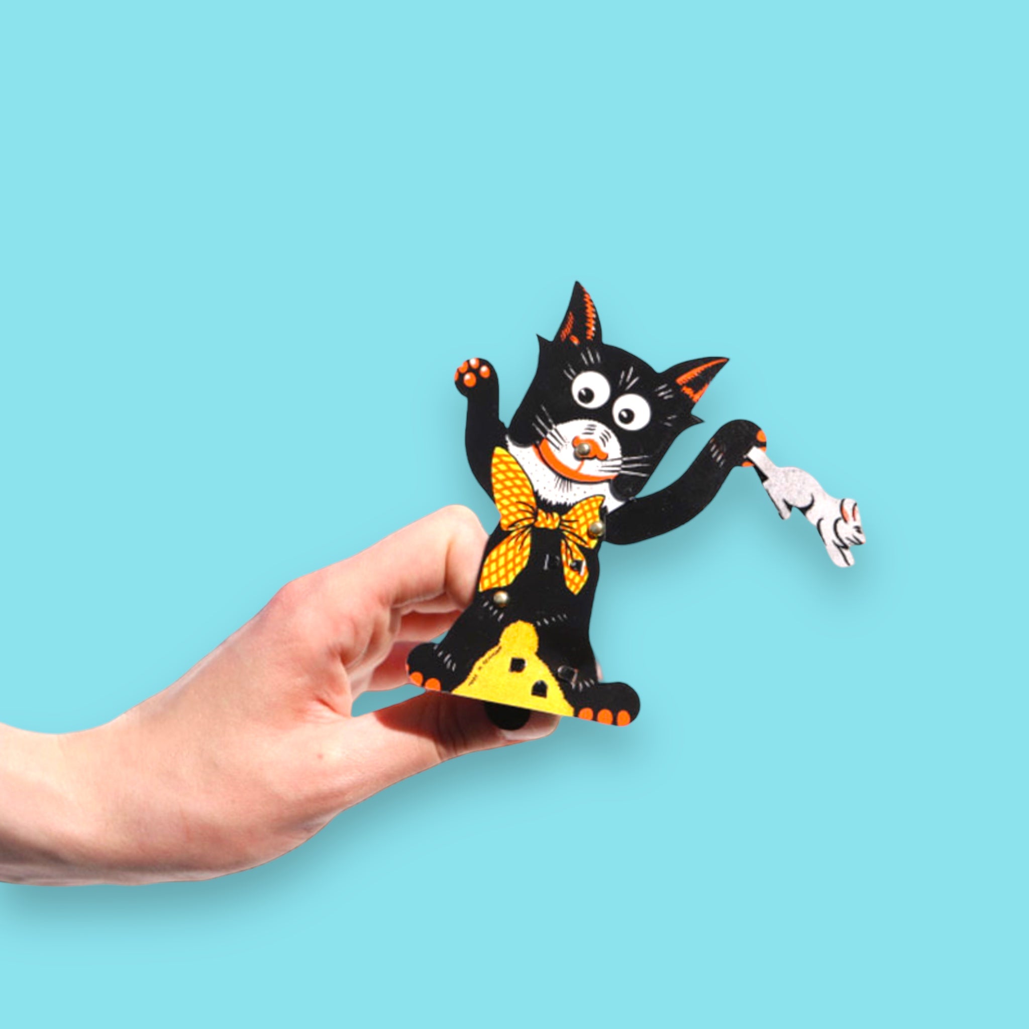 Felix the Squeaking Cat – Hella Kitsch